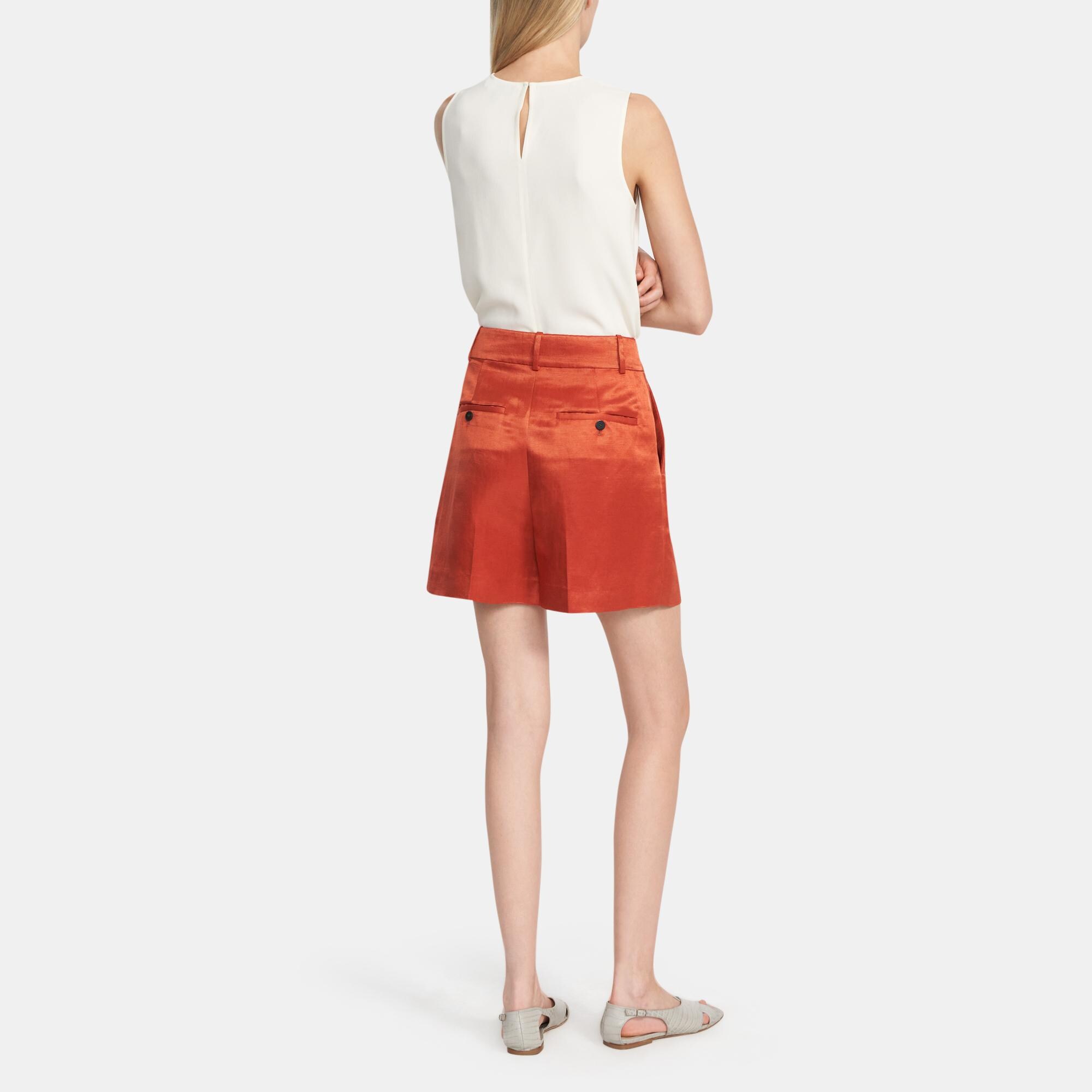 Theory Outlet Official Site | High-Waisted Pleated Short in Shiny Linen